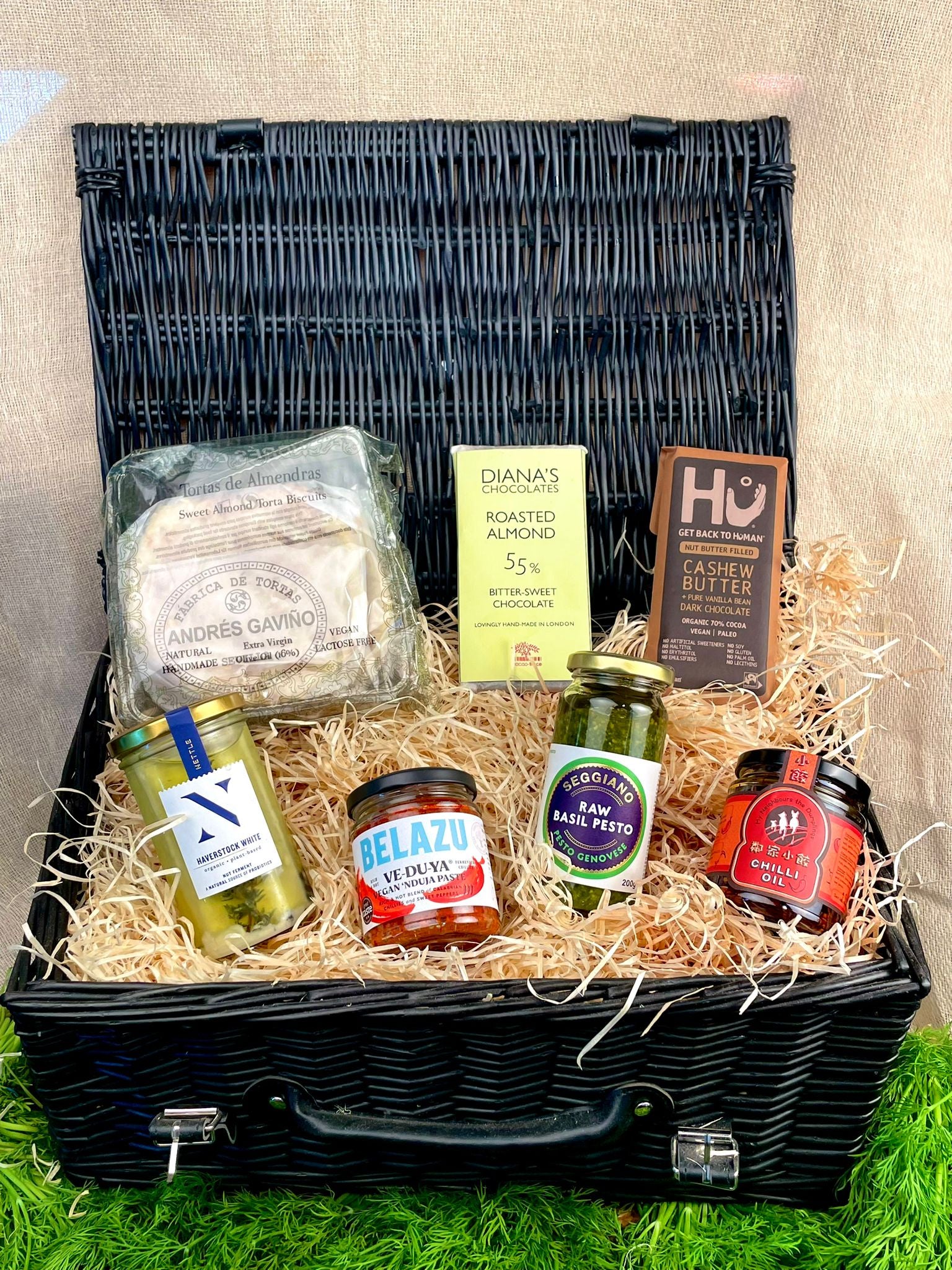 Vegan hamper store